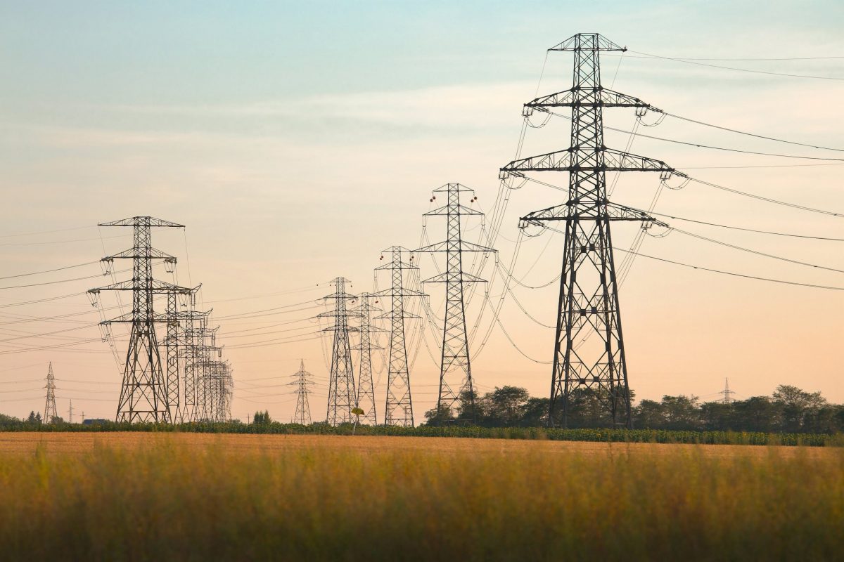 Cum mă racordez la rețeaua de electricitate? | Despre energie